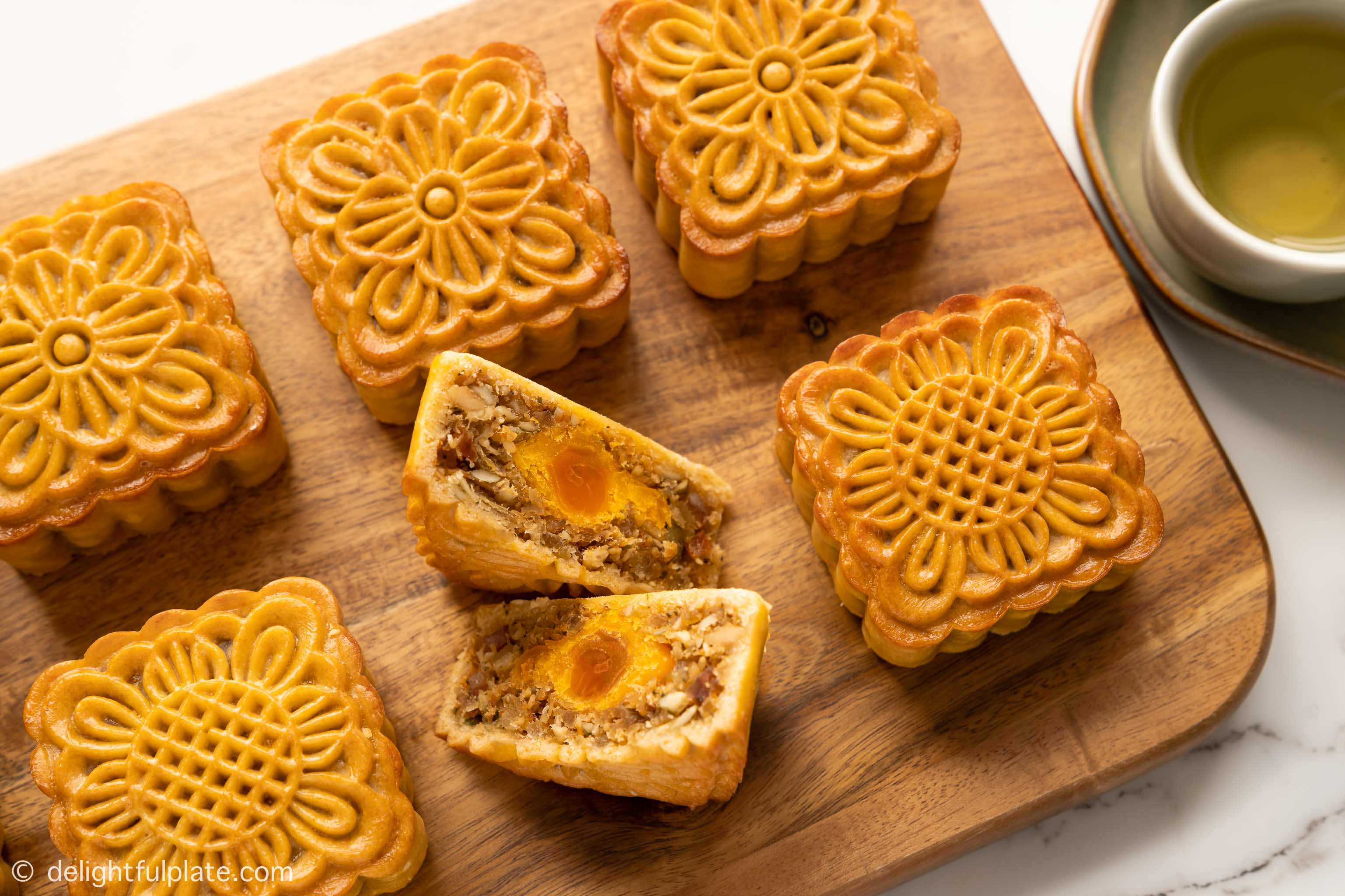 Vietnamese Mooncakes Banh Trung Thu Nhan Thap Cam Delightful Plate